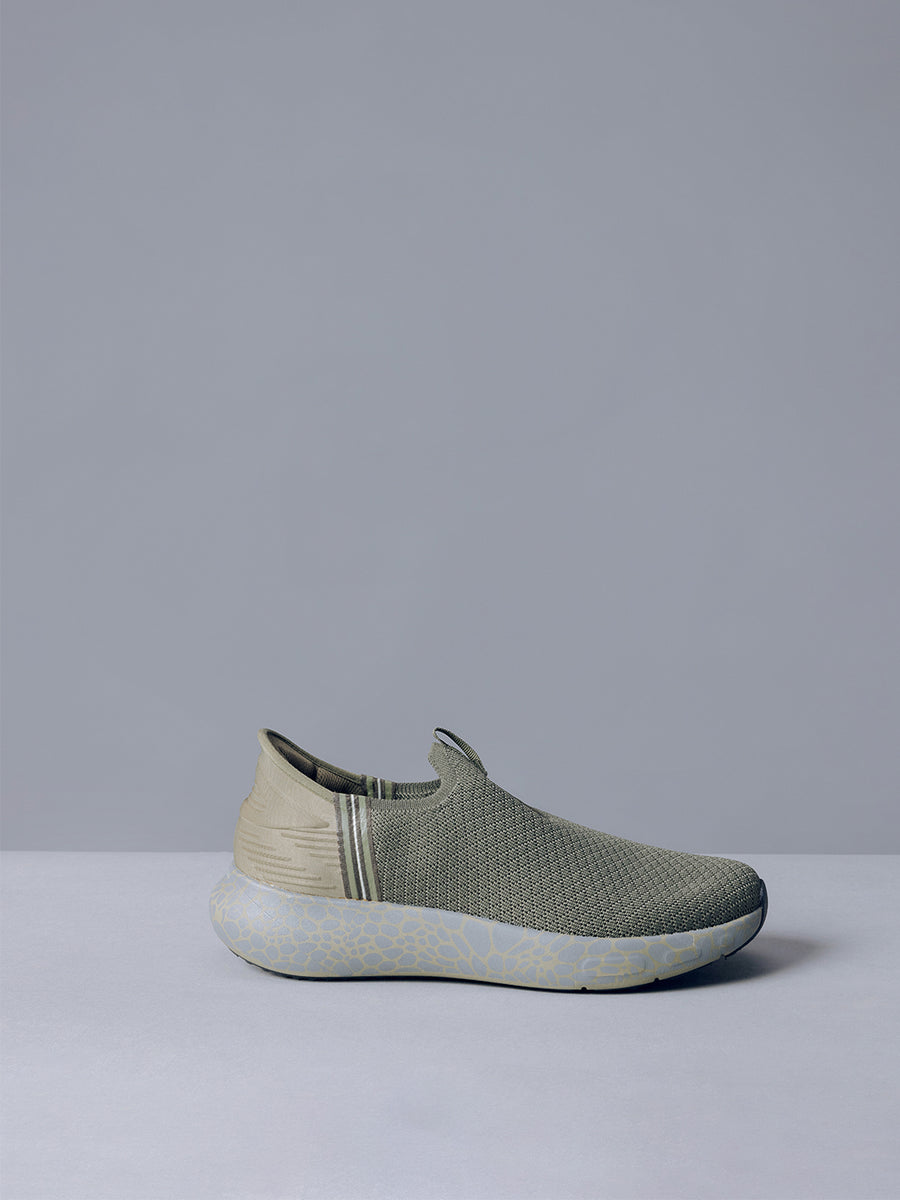 Buy Sneakers for Women Online in India – Fila India